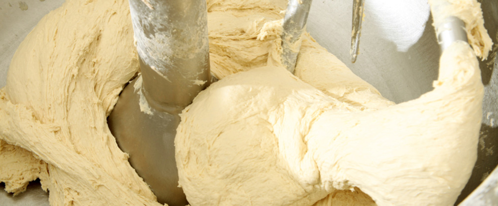 Pizza Dough Guide: Tips, Advice and Troubleshooting | General Mills ...